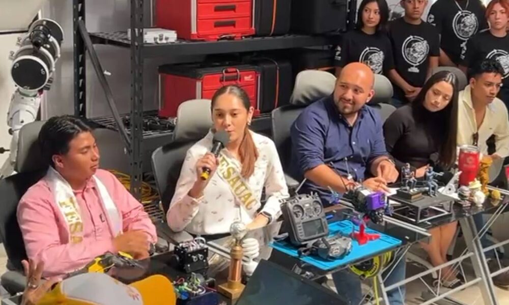 Invitan Joana y Jared, reyes del Carnaval universitario, a su ...